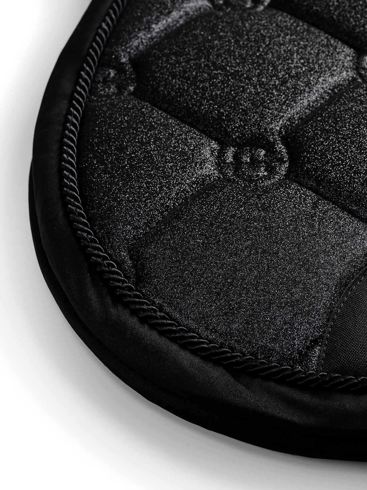 Jump Saddle Pad All Black Glimmer – Equestrian Stockholm