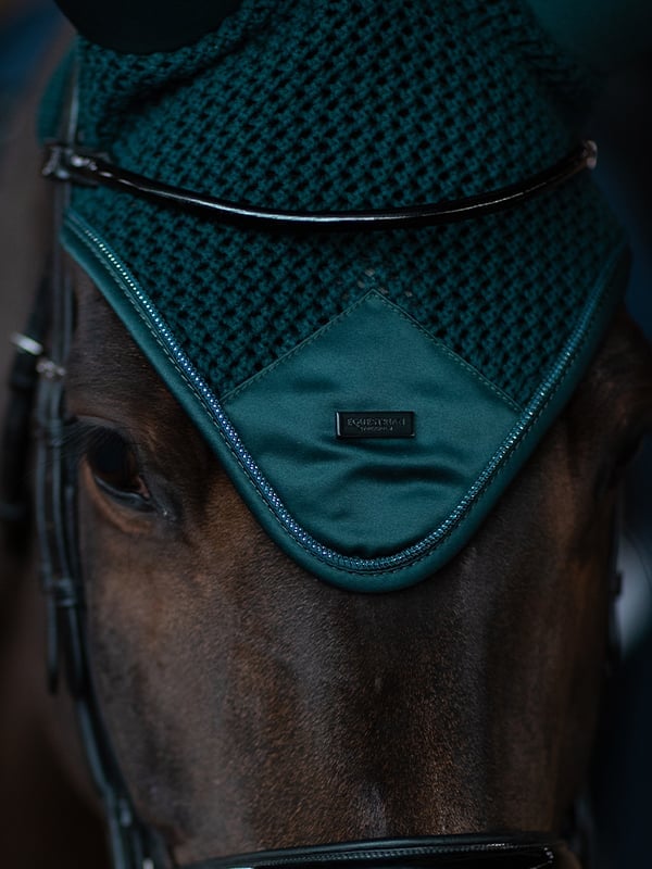 Ear Bonnet Modern Dramatic Monday – Equestrian Stockholm